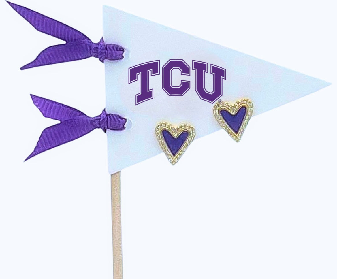 E205 TCU-TCU Heart Studs on Pennant Flag – Color Shout